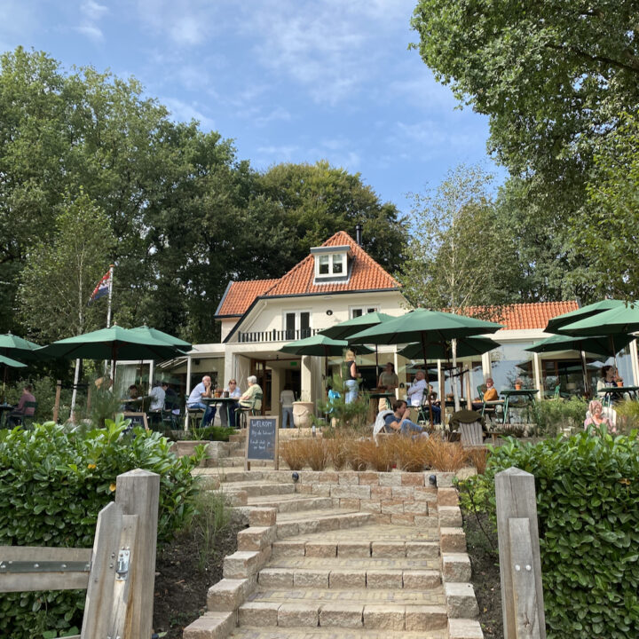 Nachtje weg bij de Wever Lodge op de Veluwe | Bijzonder Plekje